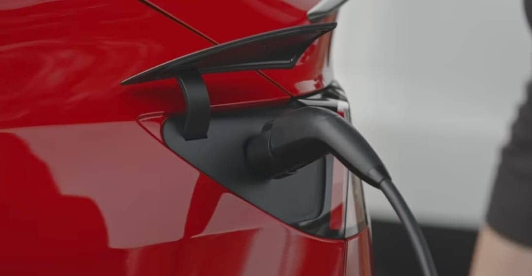 Can You Drive Over A Tesla Charging Cable? Nope! It Will Damage It | E ...